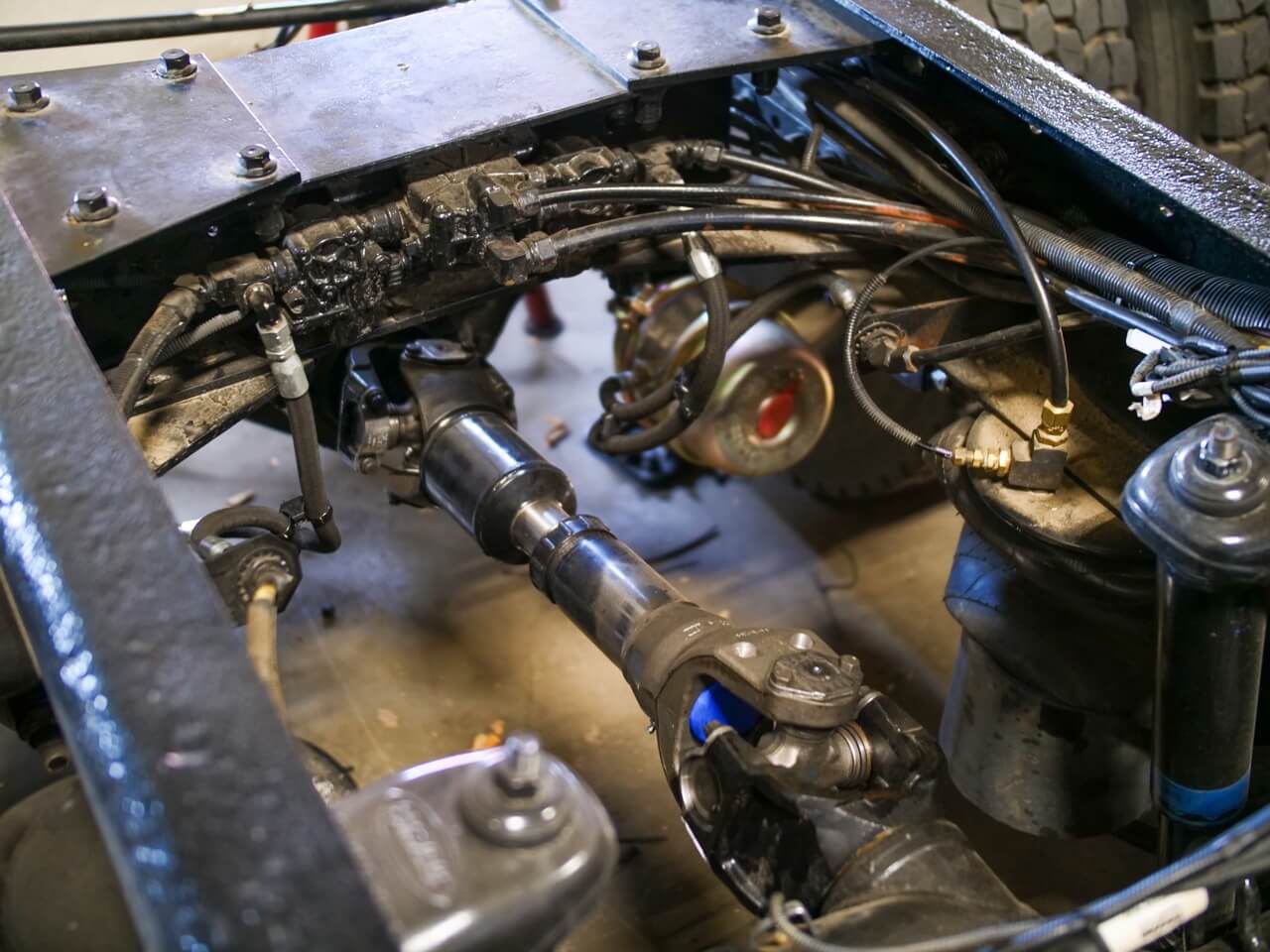 Driveline Service for Heavy-Duty Trucks • Inland Truck & Equipment