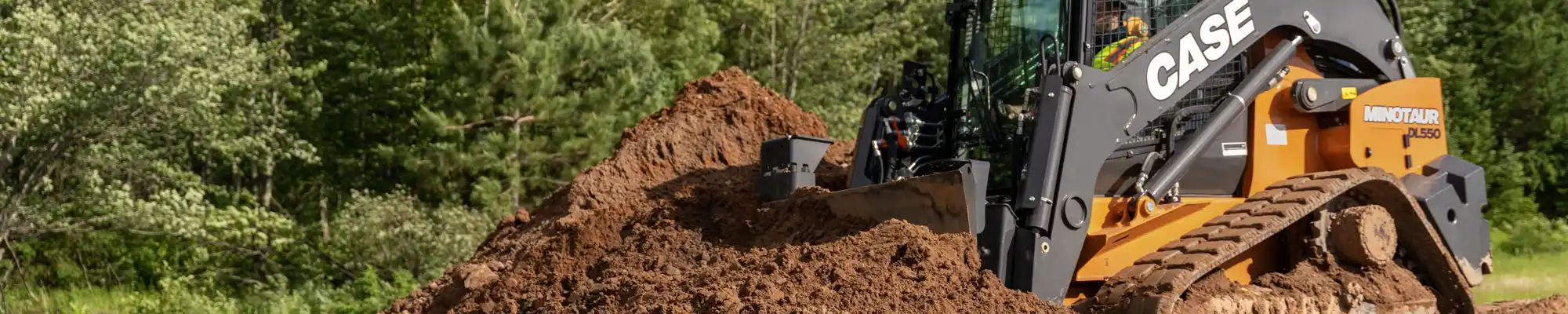 CASE Minotaur Compact Dozer Loaders in British Columbia • Inland